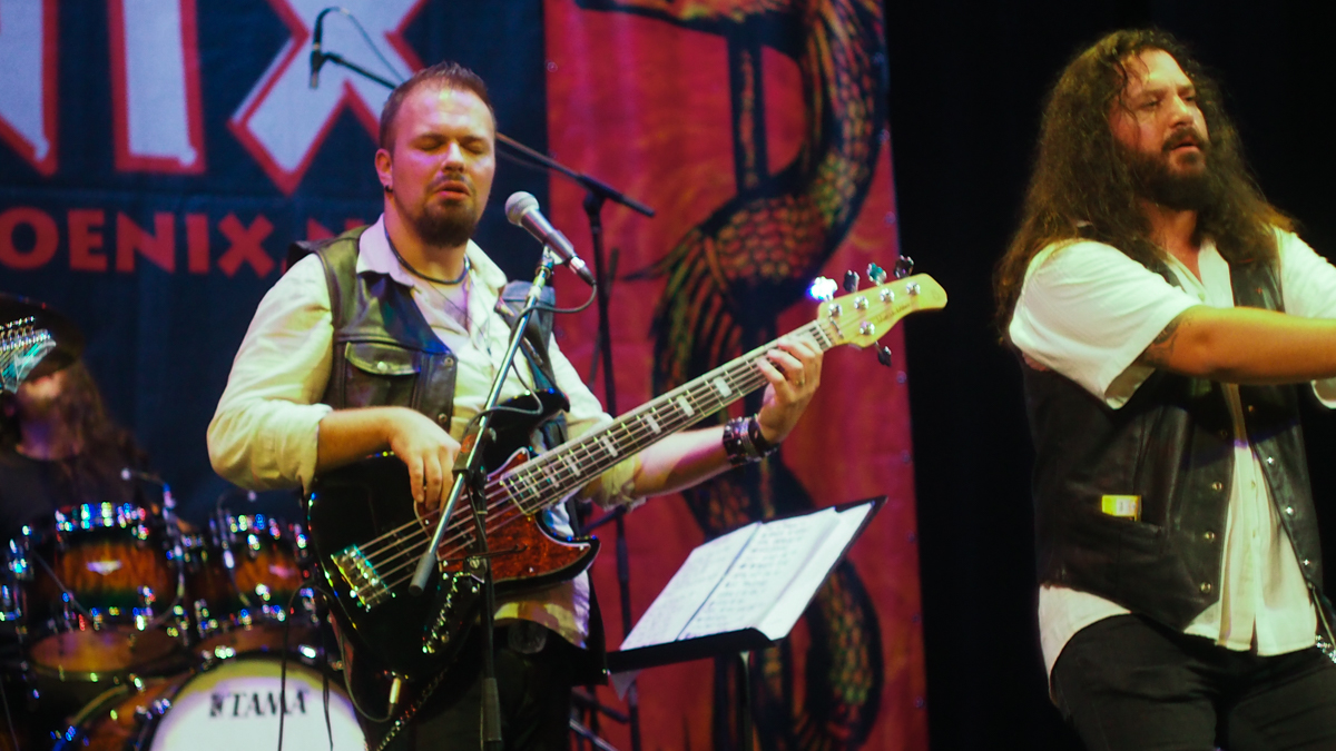 FOTO VIDEO Concertul Transsylvania Phoenix, la Constanța. Arhaic Rock ...