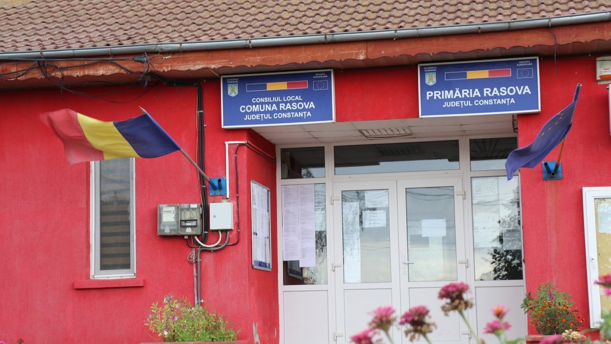 FOTO VIDEO Primăria Rasova face investiții în cultură și educație ...