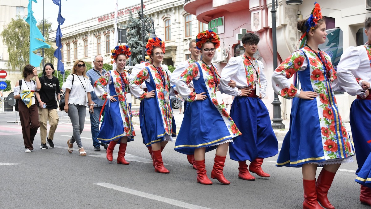Festivalul Internațional Turco-Tătar așteaptă astăzi vizitatorii în ...