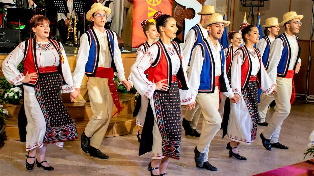 Ansamblul Folcloric „Româncuța” din Cumpăna organizează preselecții ...