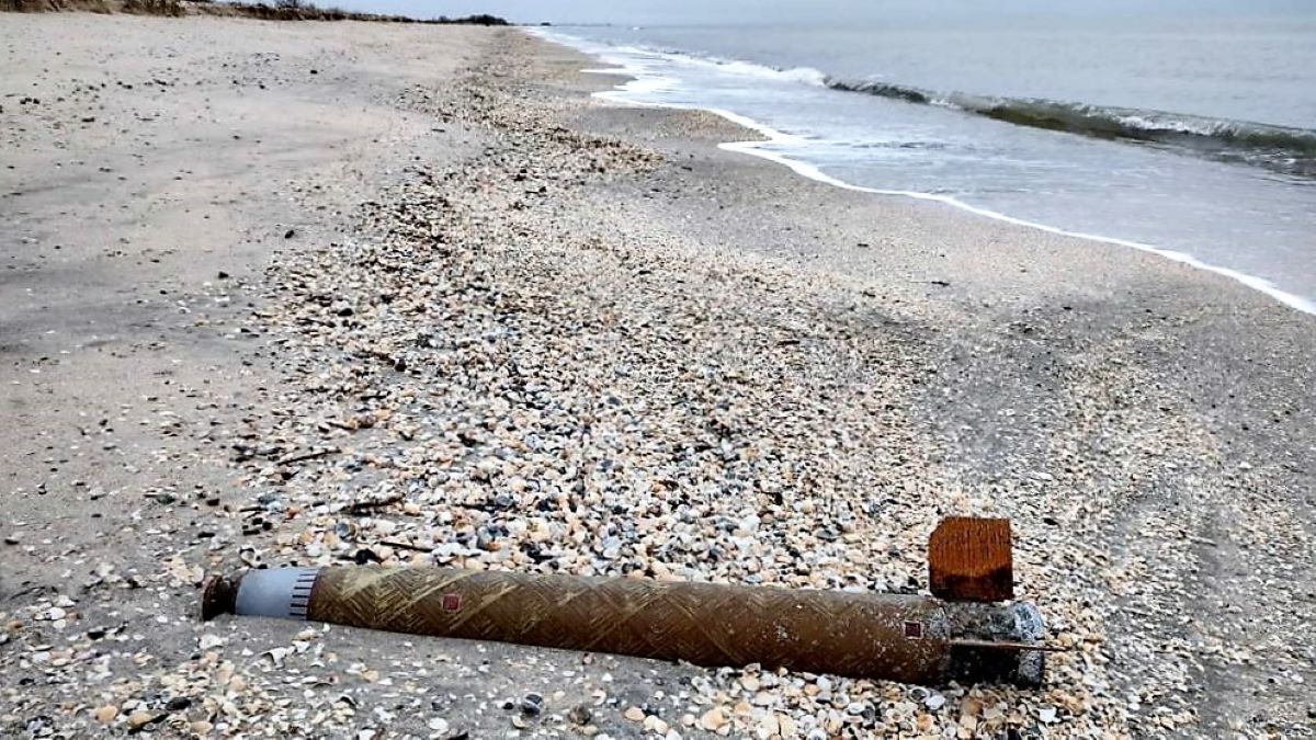 Booster de rachetă, descoperit pe plaja din zona Periboina – Săcele ...