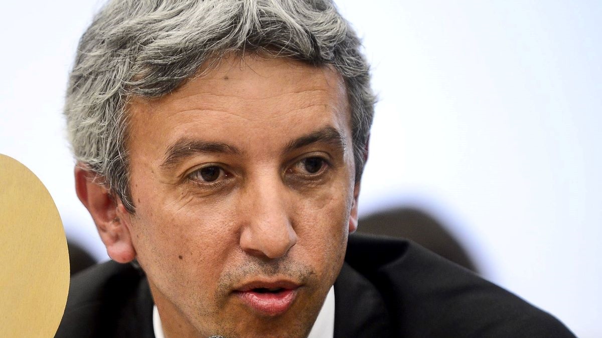 Dan Diaconescu a fost condamnat de Judecătoria Constanța la 8 ani și 4 luni de închisoare. Iată ...