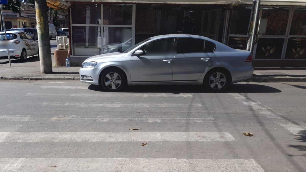 Mai multe autoturisme parcate neregulamentar în Constanța au fost ...