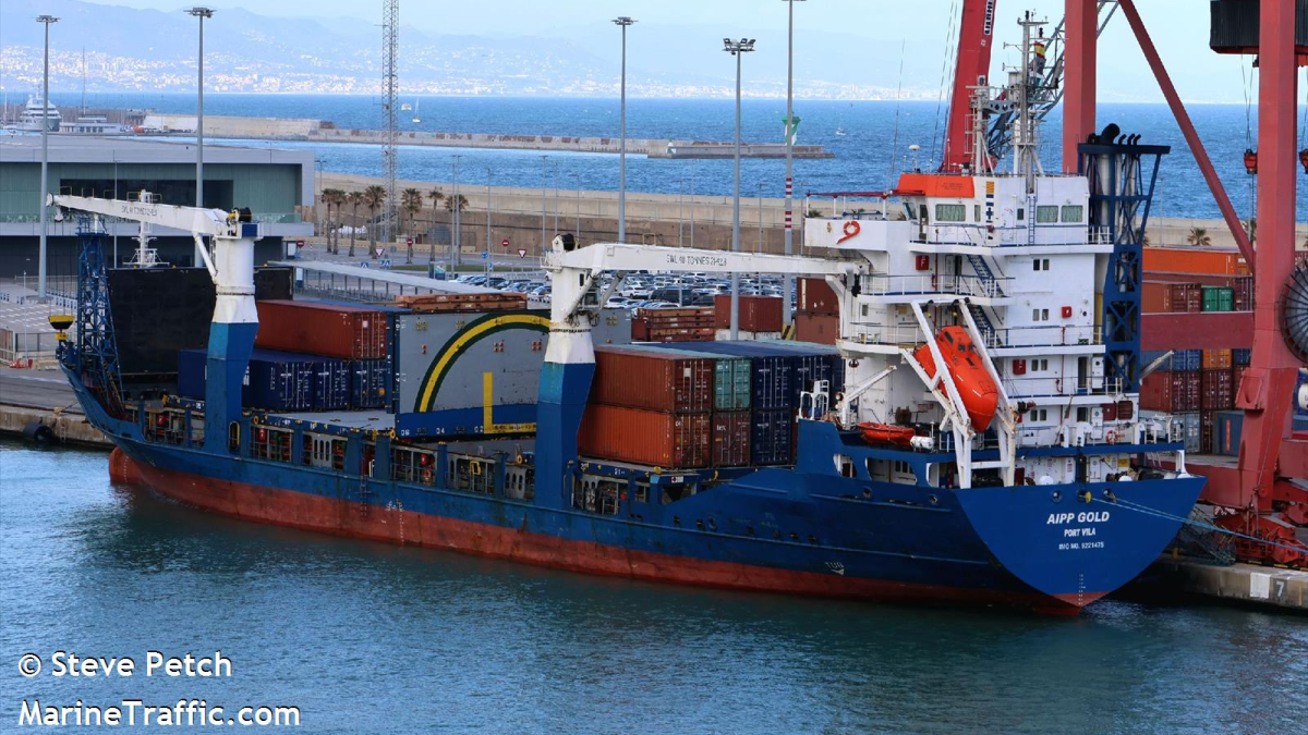 Un marinar de 23 de ani a căzut în mare de la bordul unei nave aflate ...